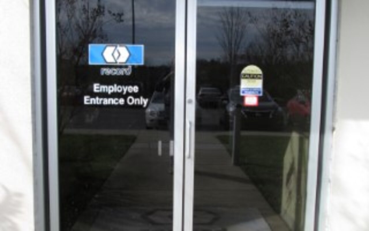 8600 Series Overhead Concealed variation – UL approved swing door operator