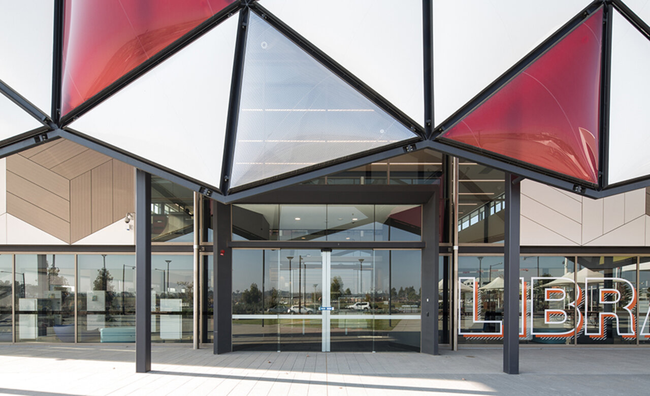 Referencias - Oran Park Library & Community Hub