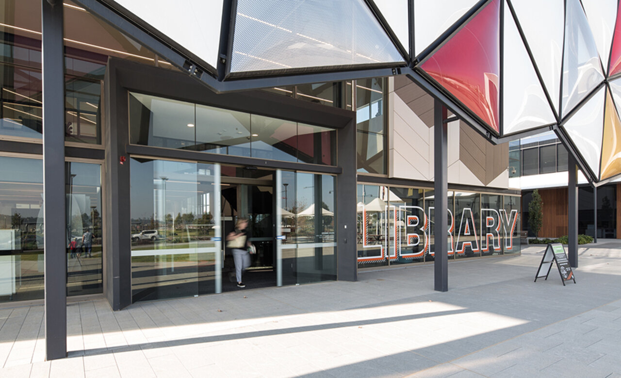 Referencias - Oran Park Library & Community Hub