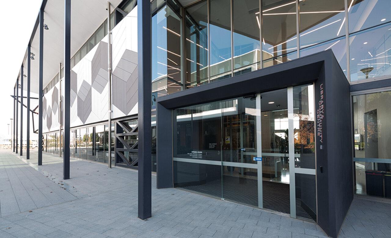 Referencias - Oran Park Library & Community Hub